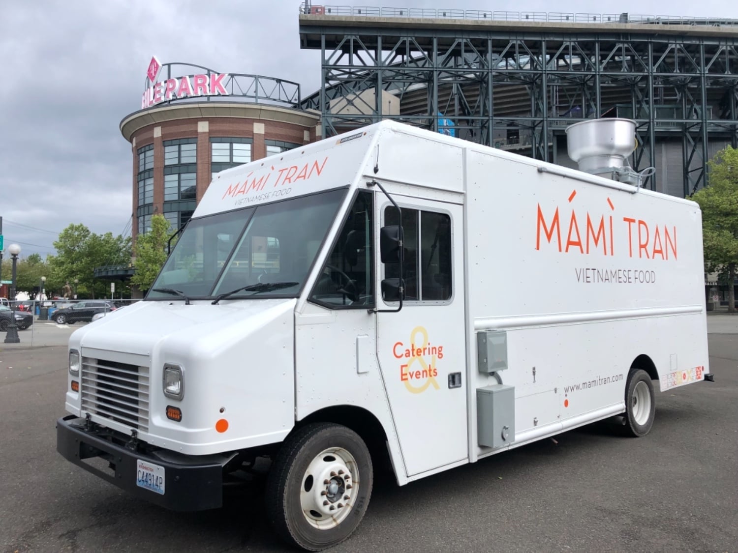 Mami Tran - Food Truck Schedule - Asian, Sandwiches, Vegan - Food Truck ...
